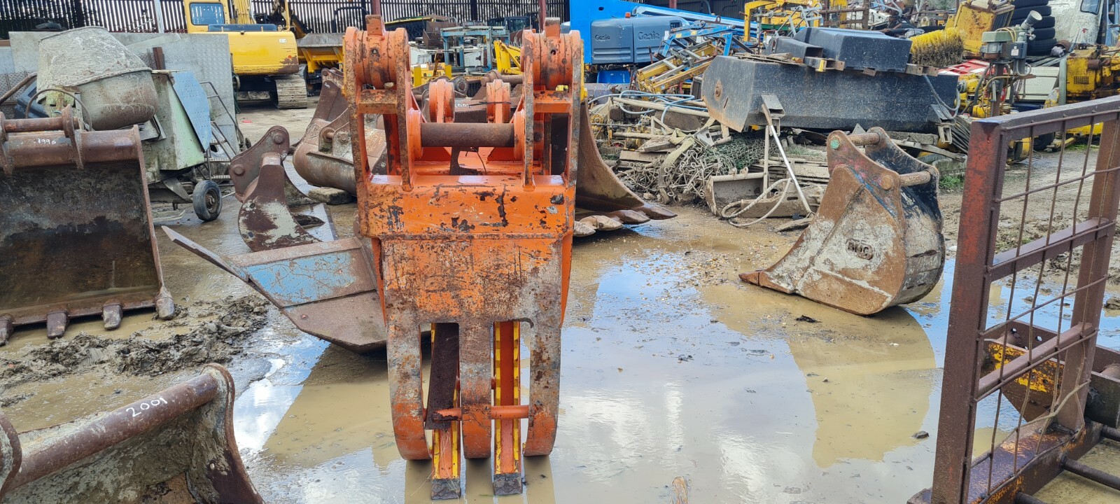 Pincer Grab for Excavator suit 20 Ton 80mm pin 305mm £1250 +VAT | eBay UK