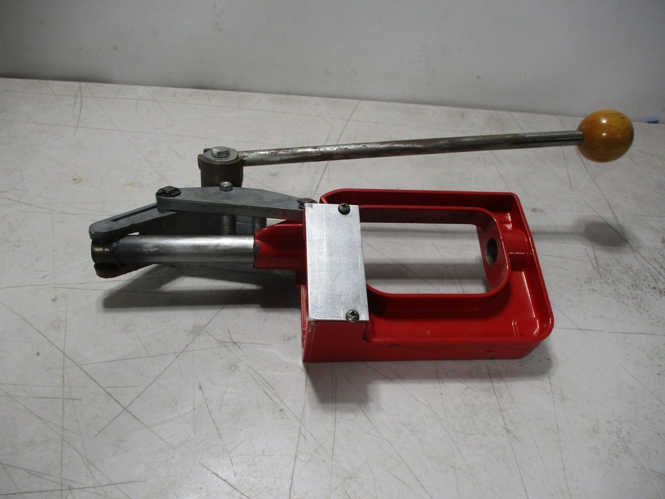 M1) Lee Precision Single Stage Challenger Breech Lock Reloading Hand ...