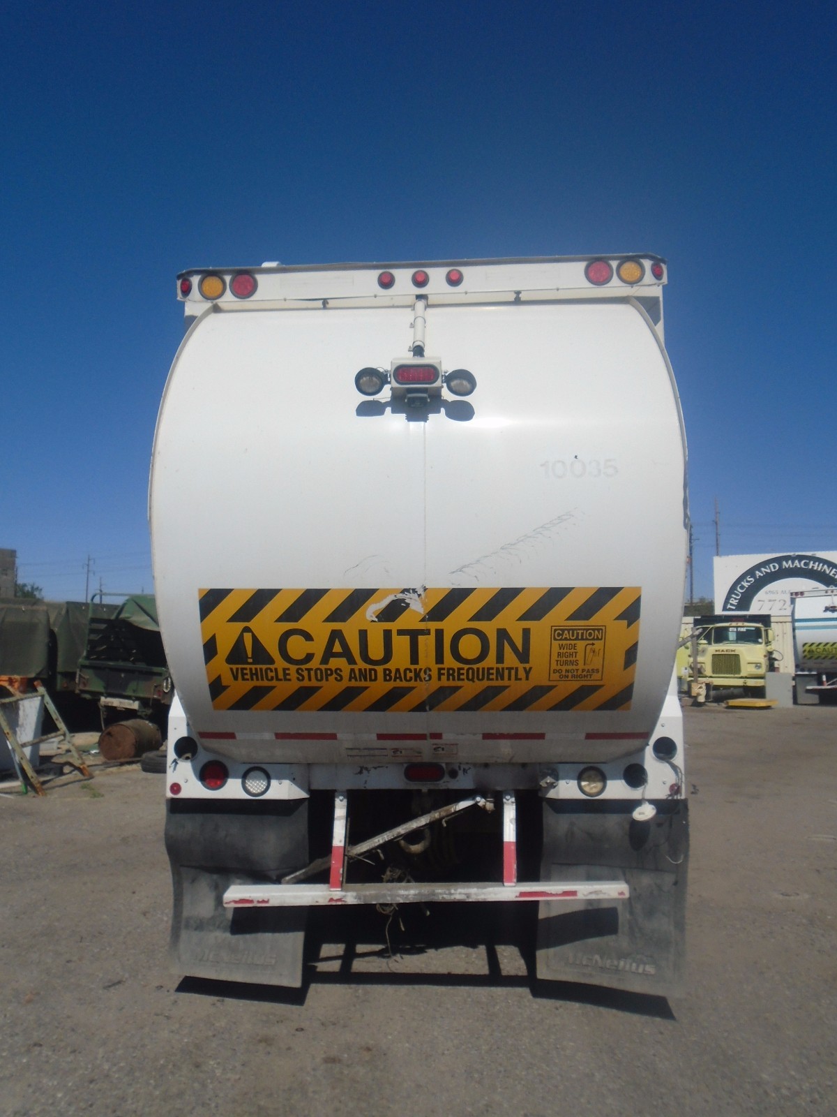 McNEILUS Model 3147 Side Load Compactor - 31 Cu Yd Capacity | eBay