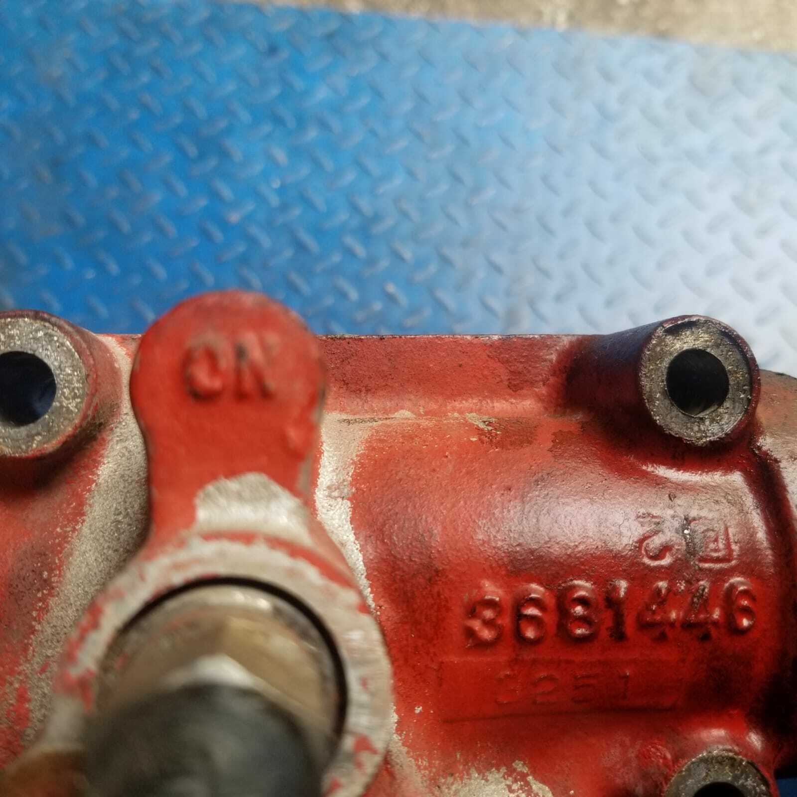 2003 CUMMINS ISX 14.9L DIESEL ENGINE WATER COOLANT FILTER BASE PART NUM ...