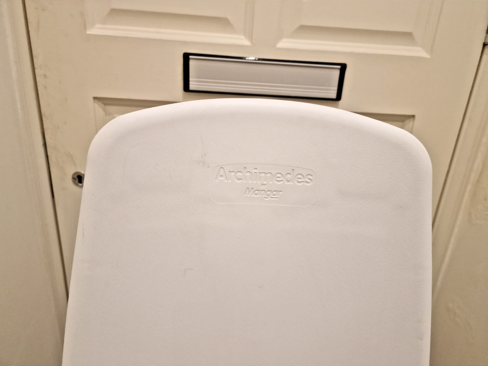 Archimedes bath lift - mobility help in and out of bathtub | eBay UK