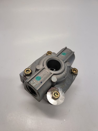 Bendix ~ T-240004D ~ Brake Valve ~ New ~ out of the box! for sale ...