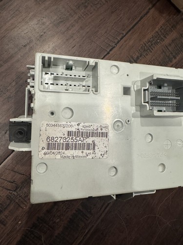 2016 Jeep Cherokee Body Control Module (BCM) 68273255AF Clean New No ...