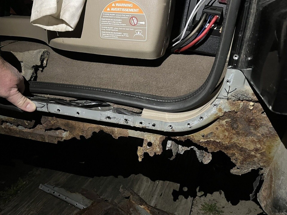 2000-2005 Ford Excursion Rear Door Dog Leg and inner & Outer Rocker ...