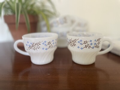 Vintage Termocrisa Floral Pattern Milk Glass Mugs | eBay