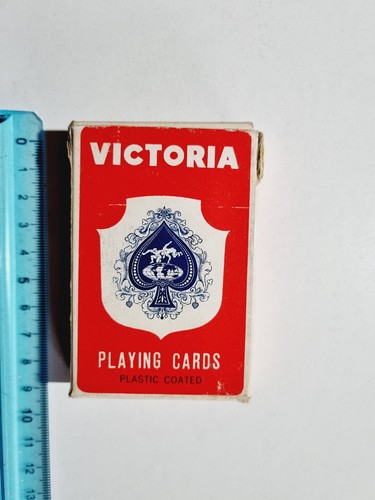 Cards For Game Victoria Plastic Coated Poker Vintage Original Playing ...