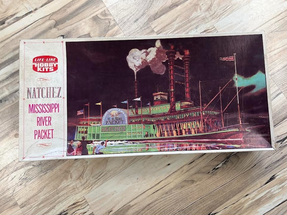 Life-Like Hobby Kits Plastic Model Kit of the Mississippi River Packet ...
