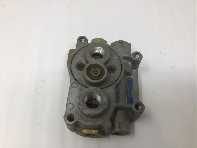 Bendix Tp-5 Tractor Protection Valve 288605 V1577393 for sale online | eBay