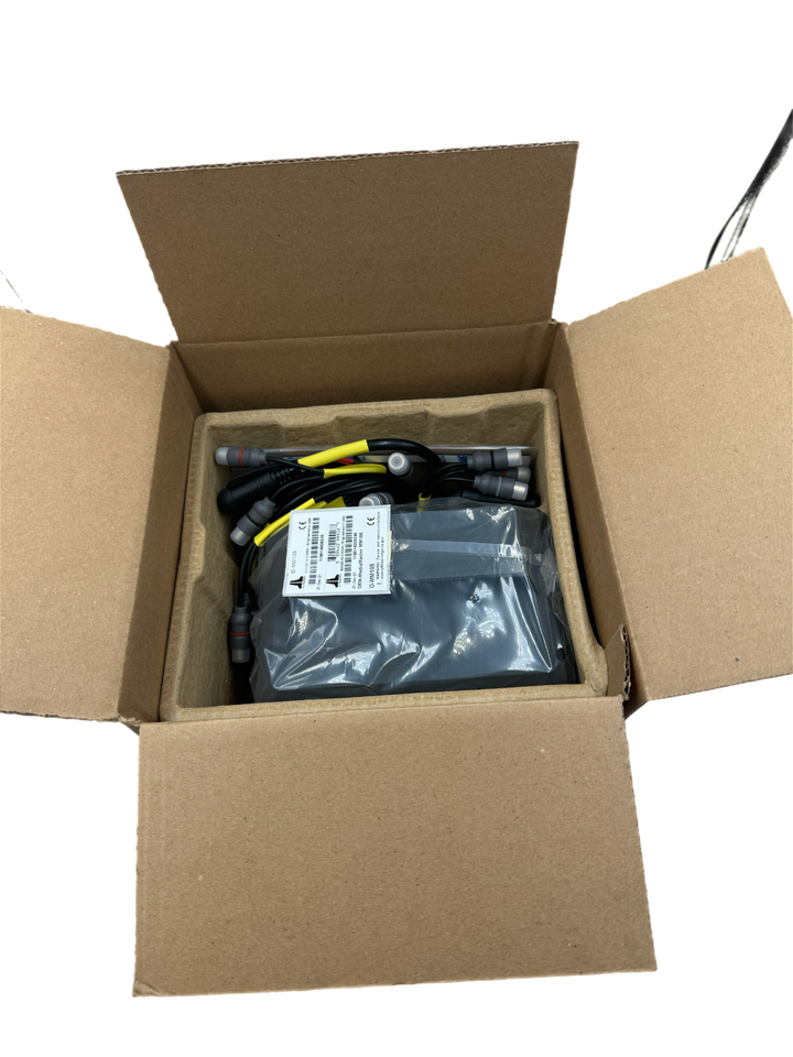 JL Audio MM105 MediaMaster Weatherproof Source Unit w/ Full-Color LCD ...