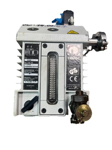 LEYBOLD TRIVAC D8B HIGH VACUUM PUMP AEG AM71FY4 IMB14 MOTOR FOR PARTS ...