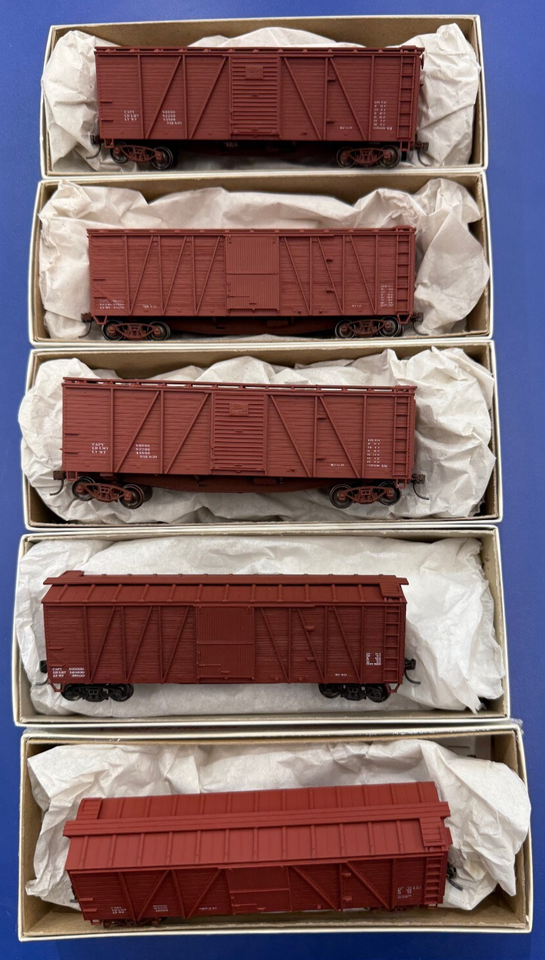 24pc Lot ACCURAIL 40' HO Outerbrared Box Train Freight Cars - LN! | eBay