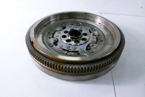 VW Passat 3G B8 Golf 7 GTI Schwungrad DSG Zweimassenschwungrad ...