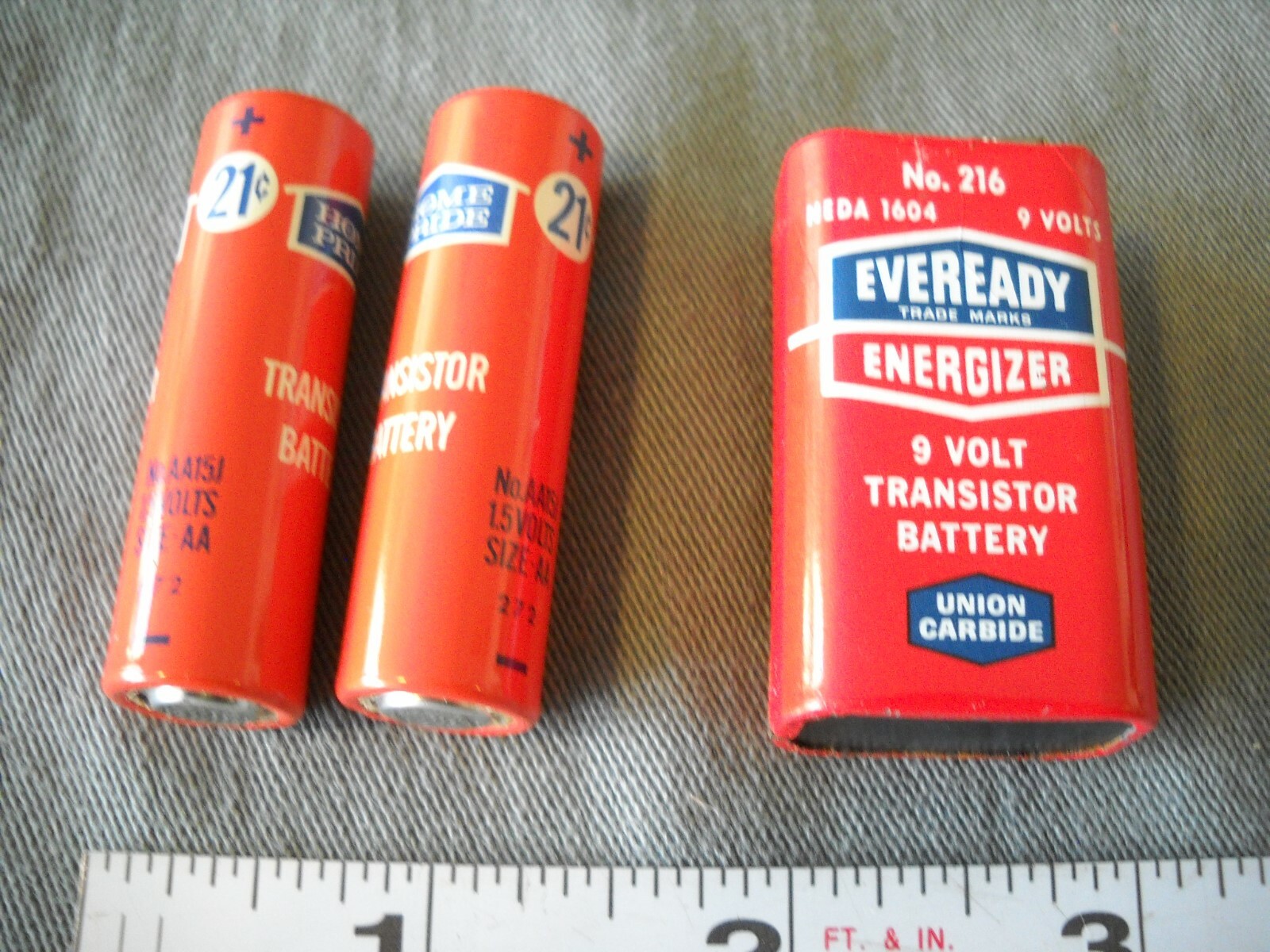 VINTAGE TRANSISTOR RADIO BATTERIES EVEREADY 9V AND HOME PRIDE AA LOT | eBay