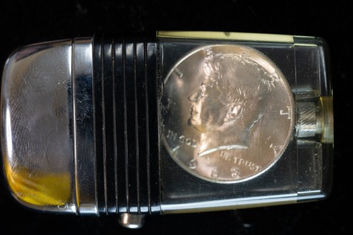 Vintage Scripto Vu-Lighter with UNC 1968 Kennedy 50c inside! | eBay