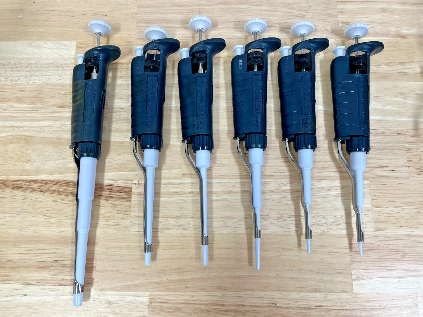 Pipette set Gilson Pipetman Pipette Set P1000, 200, 100, 20, 10 & 2 uL ...