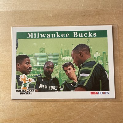 1992-93 Hoops Milwaukee Bucks Basketball Card #280 Milwaukee Bucks ...
