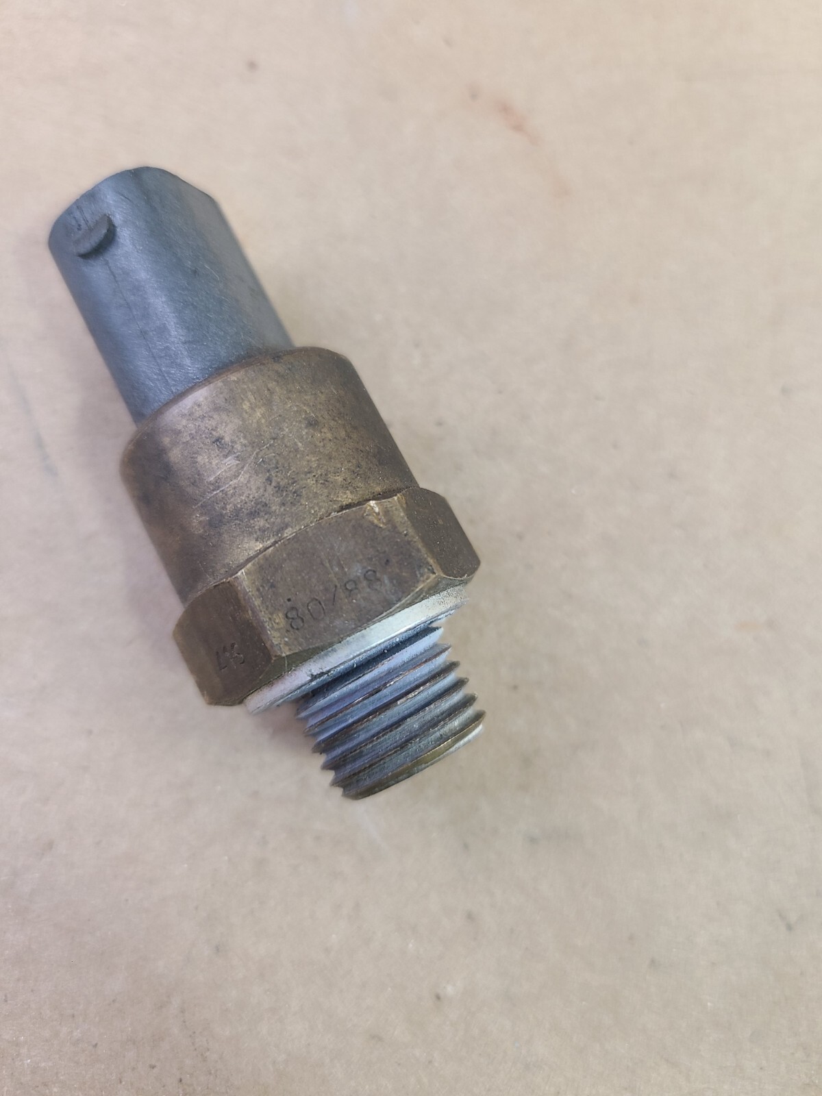 BMW post 3/97 E36 m44 Auxiliary Fan Temperature Switch in Radiator 80/ ...