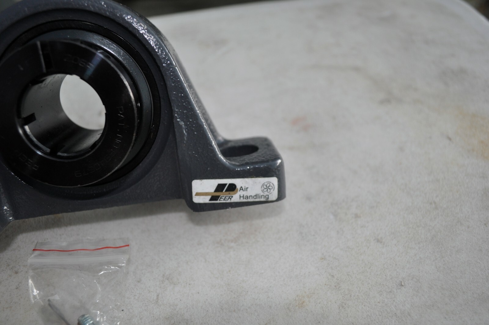 Peer P207 Pillow Block Bearing Unit 1 3/16 SHAFT WITH LOCKING RING ...