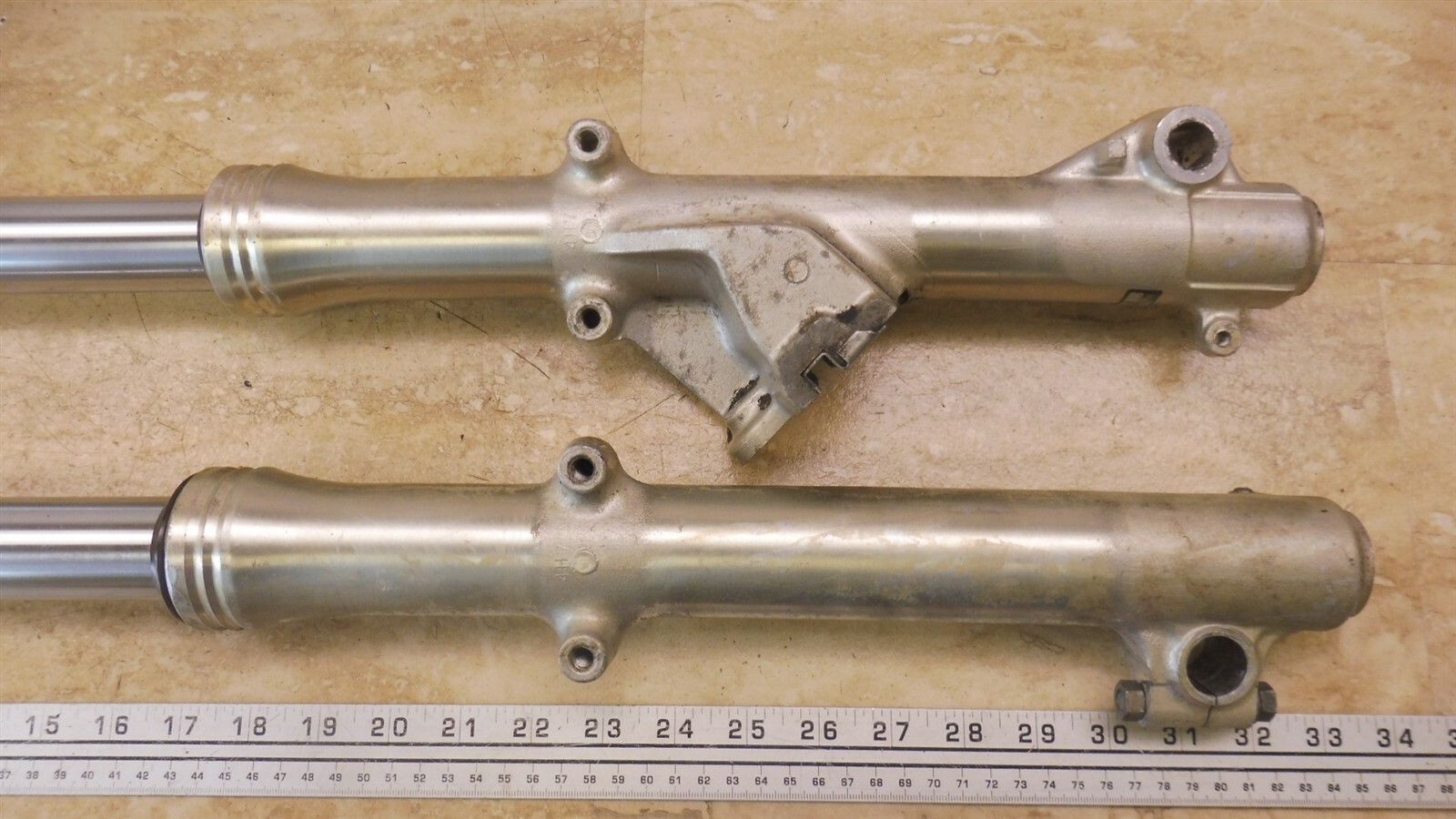 1981 Yamaha Maxim XJ650 Y262-3> front forks suspension left right set ...