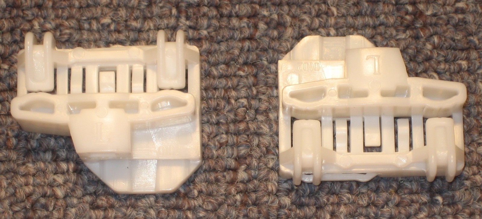 2pcs Window Regulator Repair Clips Front Left Driver Side Pontiac Grand ...