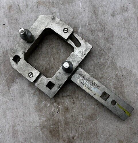 Kent Moore Tool En-49979 Crankshaft Shock Mount Retainer for sale ...