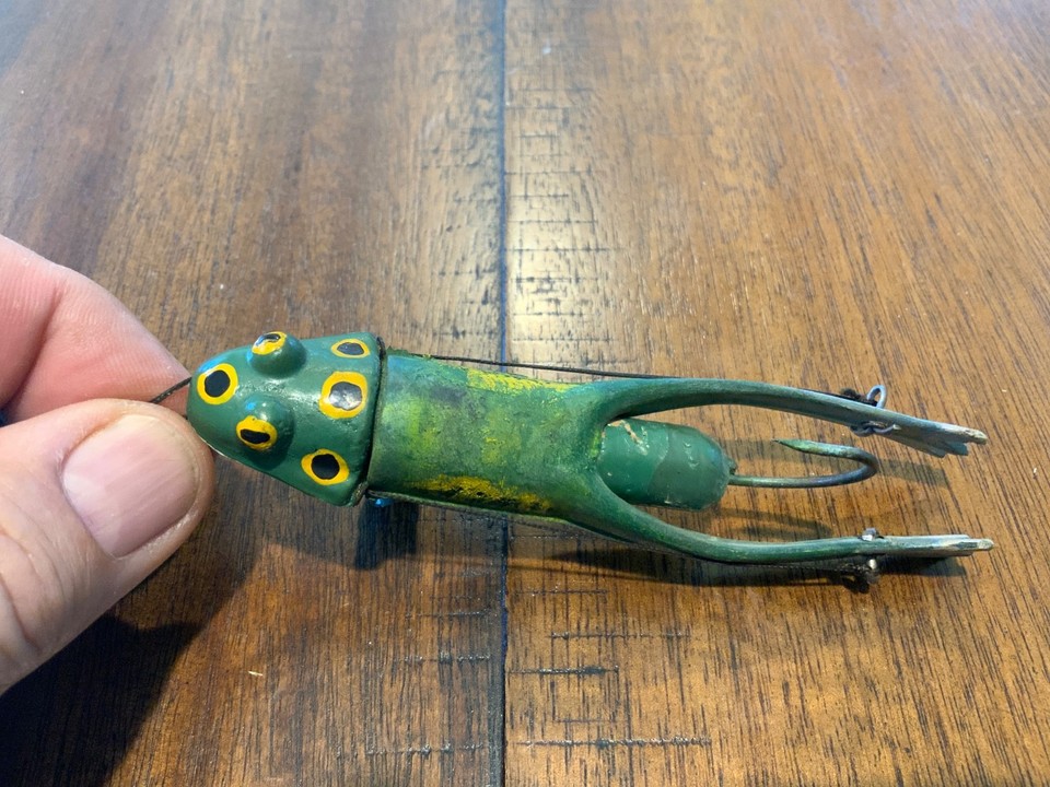 Vintage GEE WIZ FROG LURE WONDERFUL WORKING CONDITION | eBay