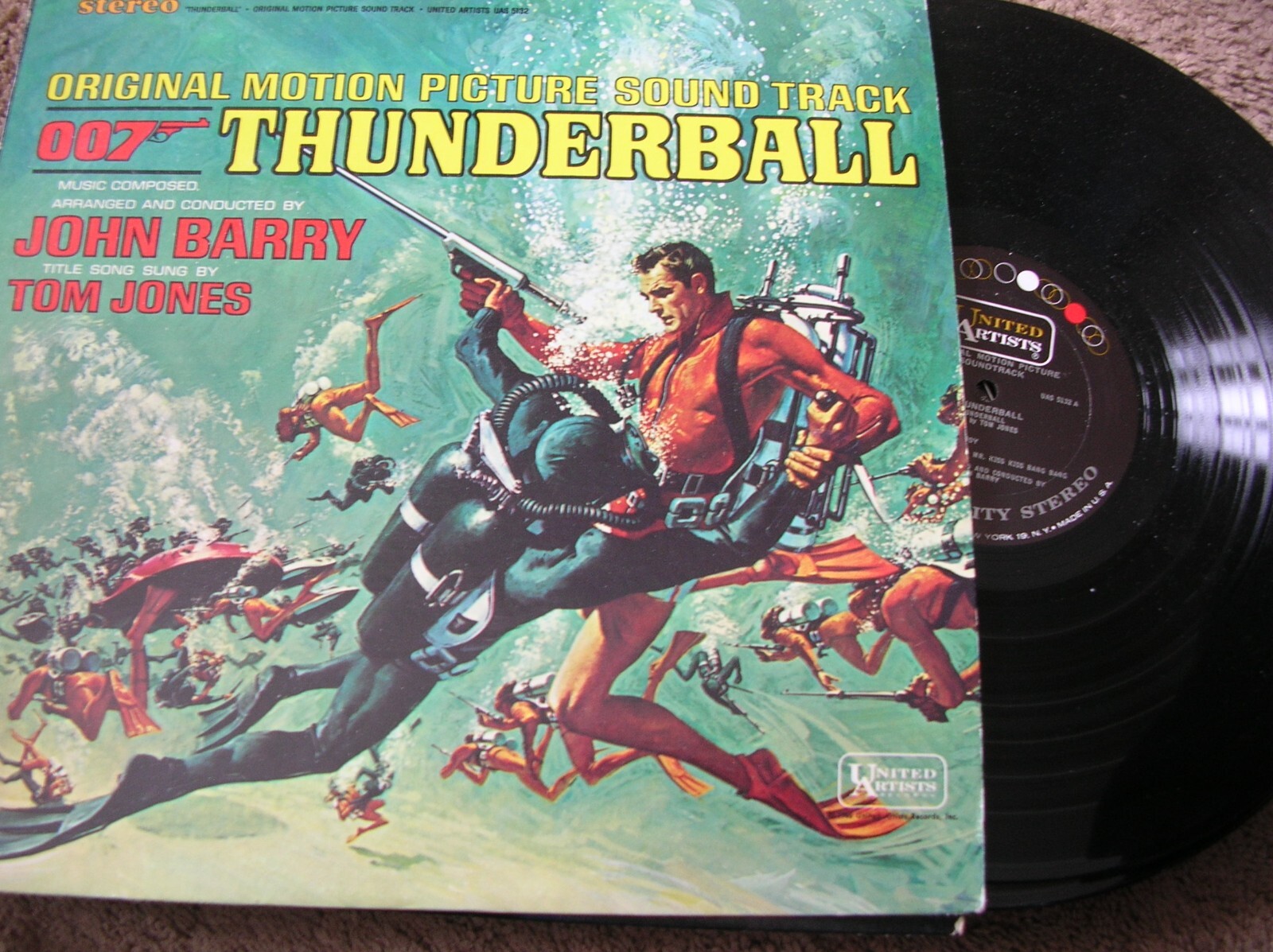 THUNDERBALL 1965 orig soundtrack LP John Barry Tom Jones James Bond 007 ...