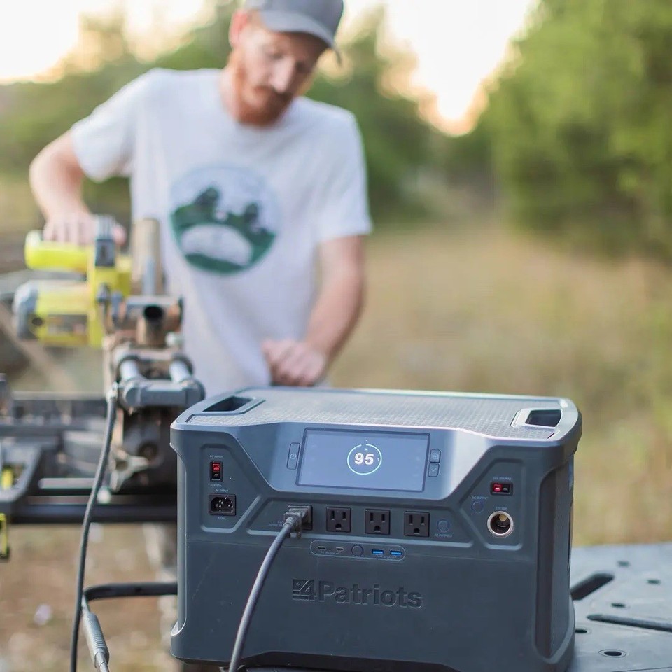 Patriot Power Solar Generator 2000X & Solar Panel | eBay