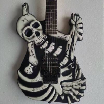 George Lynch Frog Skull & Bones Electric Guitar with Double Locking ...