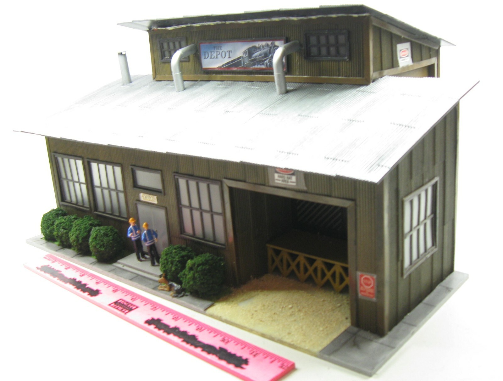 Menards ~ O Gauge Multi-Sign/Purpose Building ******** Prototype ...