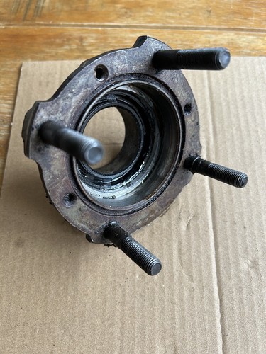 Morris Minor , MG Midget Austin A30 35 40 Rear Axle Hub. | eBay UK