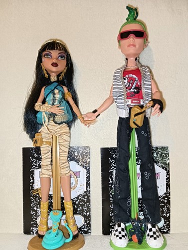 Monster High Cleo De Nile & Deuce Gorgon - First Wave. EX DISPLAY ...