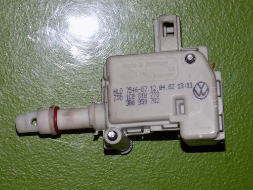 00-06 Audi TT MK1 OEM 1C0810773 fuel door release servo motor actuator ...