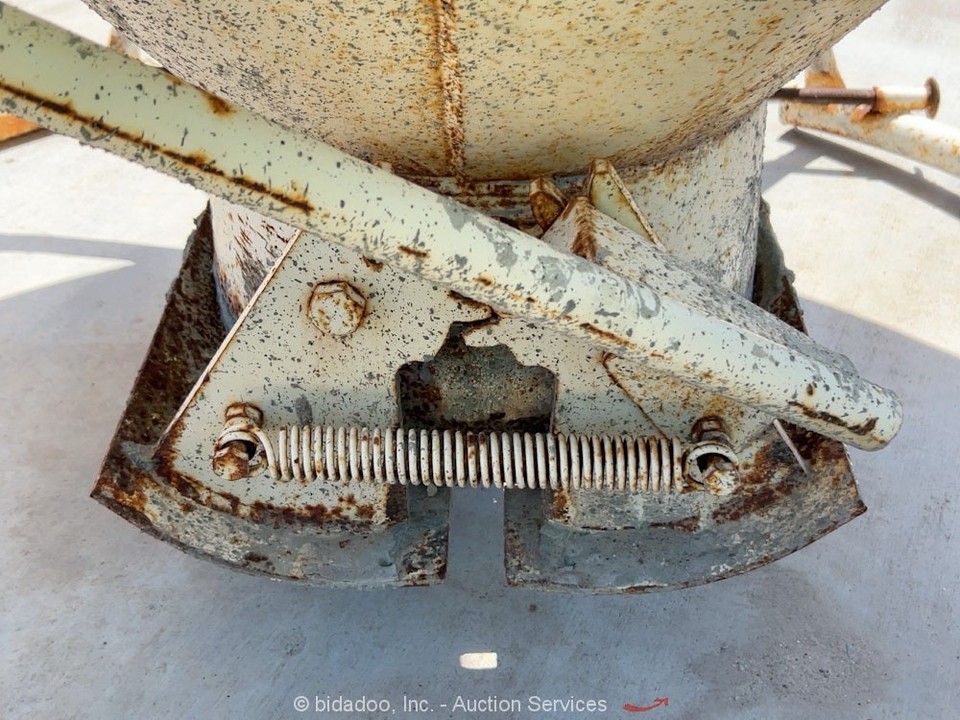 2020 Gar-Bro 427-R Concrete Round Gate Bucket Crane Hoisting Attachment ...