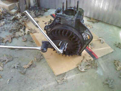 Yanmar L48 L70 L100 or Chinese 186 Diesel engine Flywheel removal tool ...