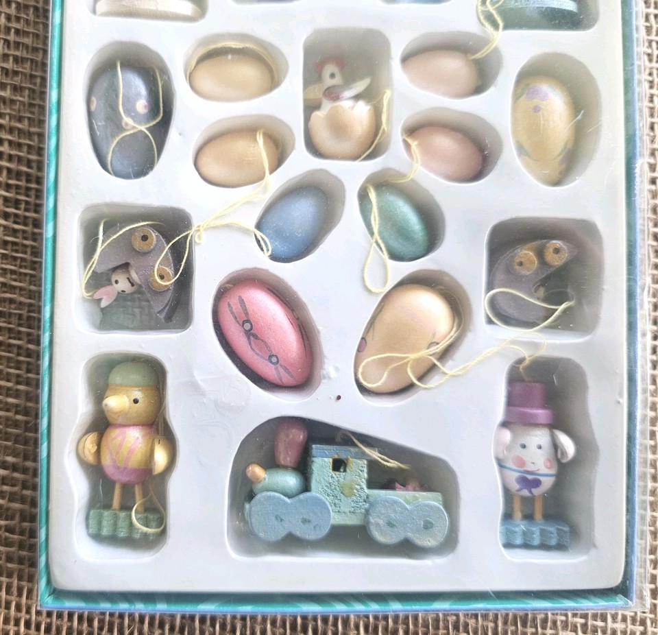Vintage 23pc Easter Wooden Mini Ornaments 1" To 2" New In Box | eBay UK