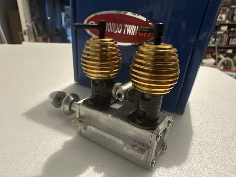David (Boddo) Boddington 2 x 75 Model Diesel Twin Cylinder Mills Engine ...