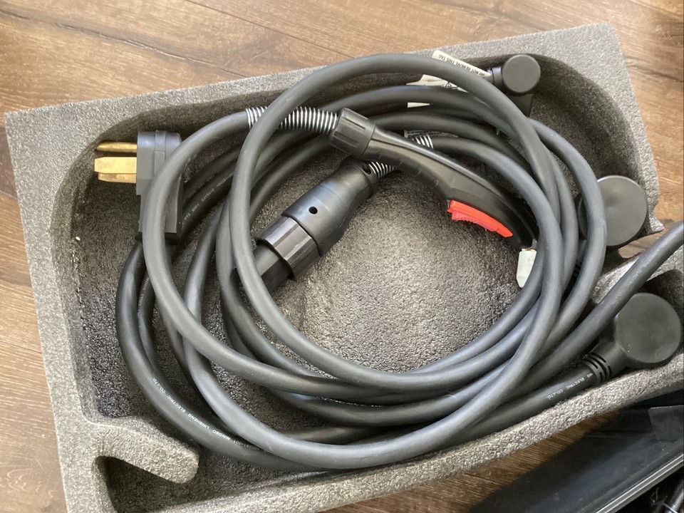 NEW Never Used Thermal Dynamics Cutmaster 42 Plasma Cutter 220V Free ...