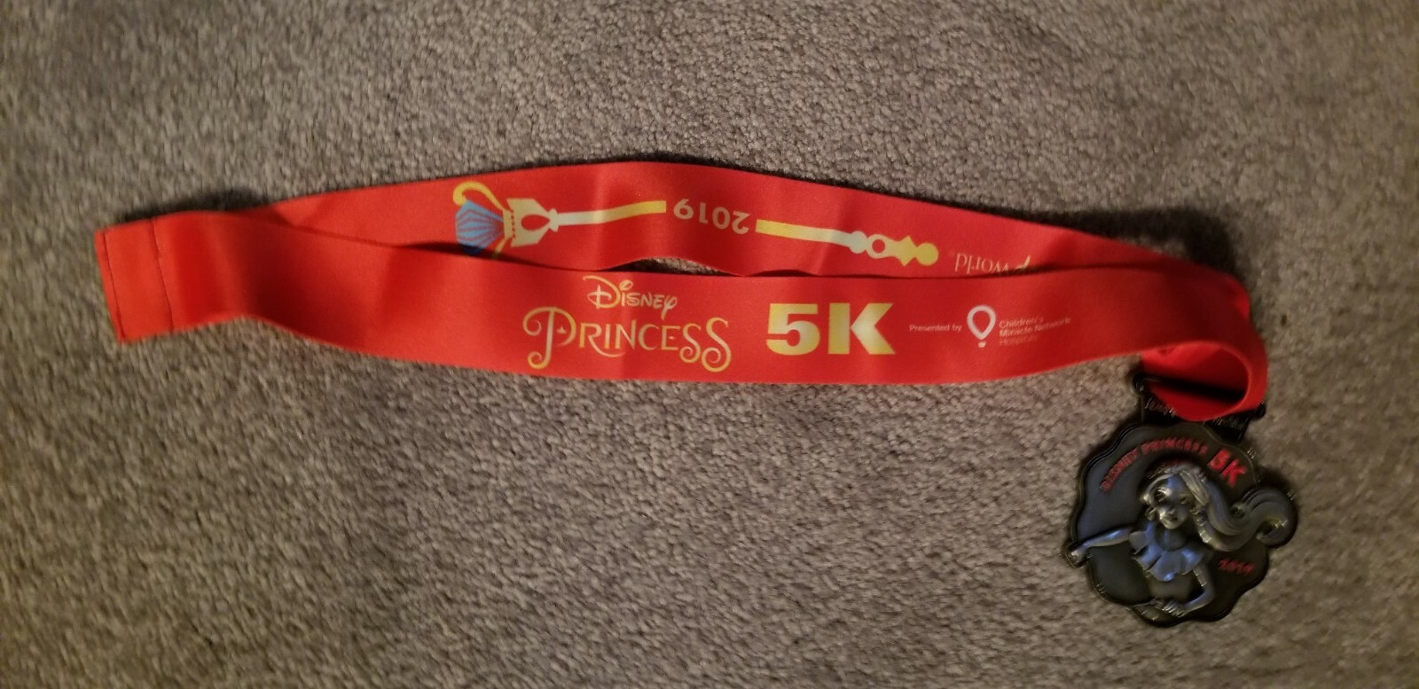 Run Disney WDW Princess 5K medal 2019 5K's Area always RARE | eBay