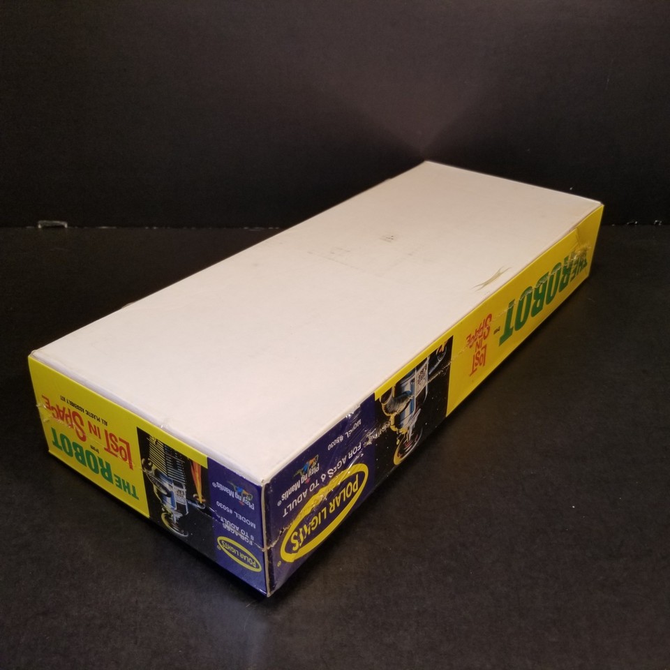 Polar Lights Lost In Space The Robot B-9 Model Kit #5030 Aurora Reissue ...