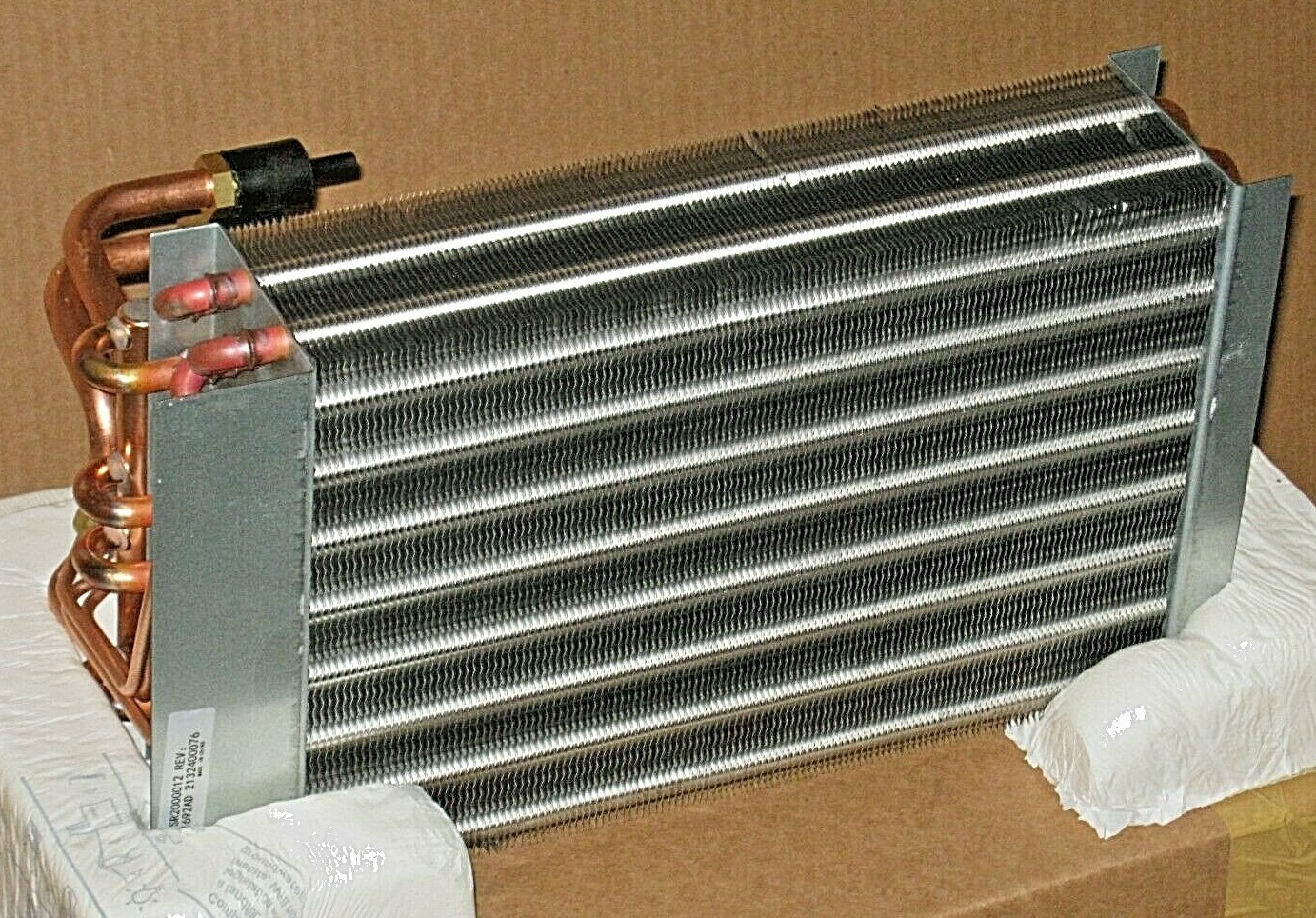 ~NEW GENUINE PACCAR ~ OEM ~ HVAC EVAPORATOR | Grelly USA