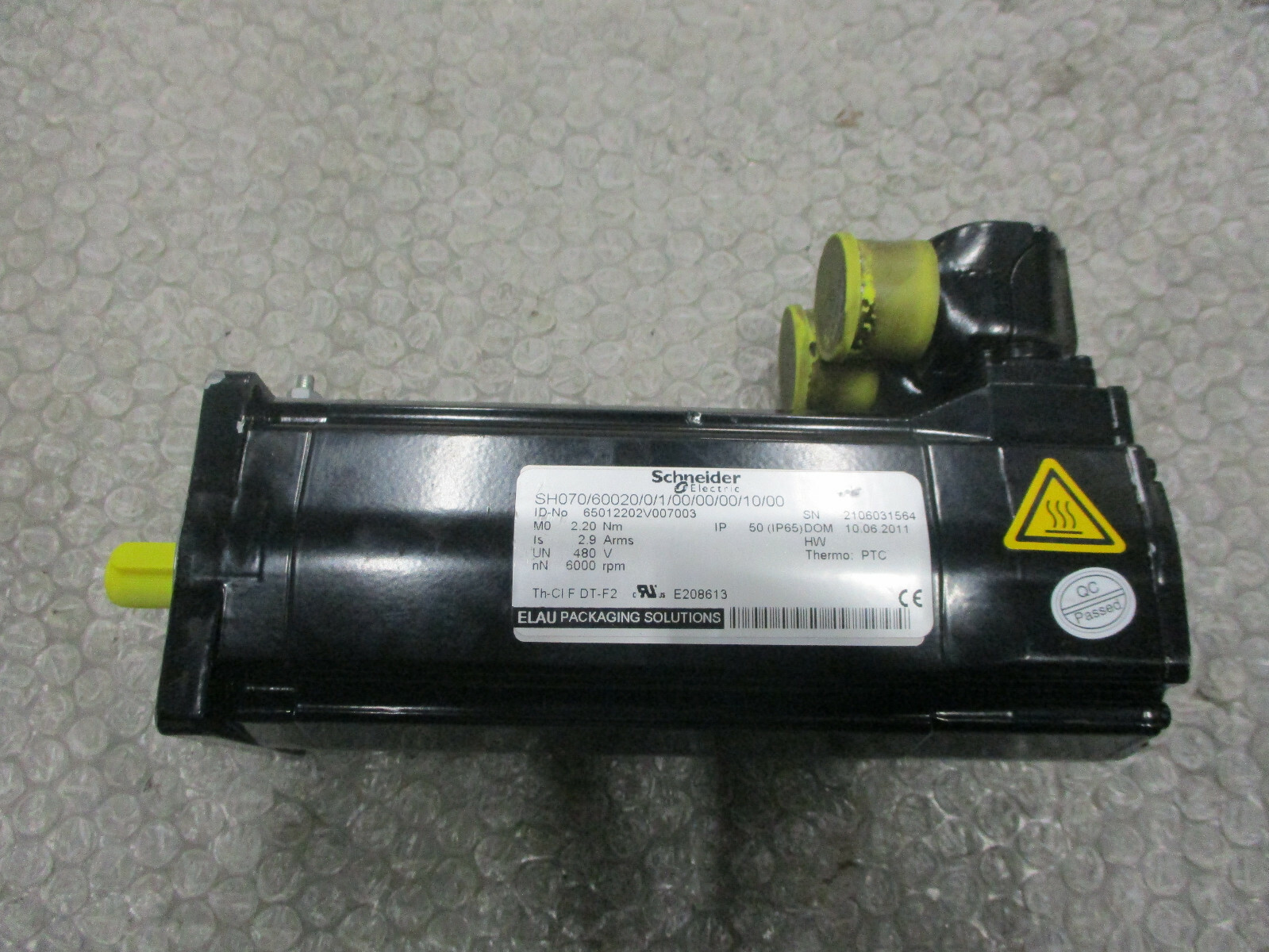 ELAU Schneider SH070/60020/0/1/00/00/00/10/00 Servo Motor 480V 6000rpm ...