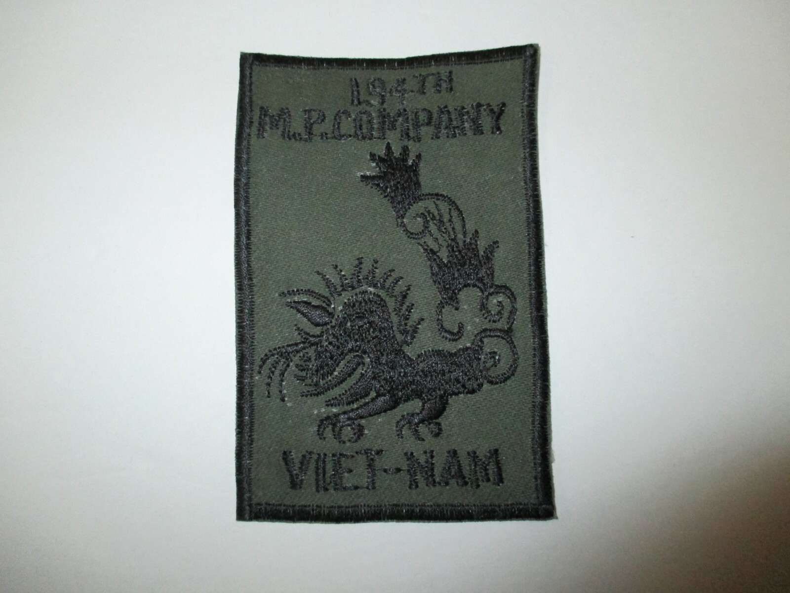 b7071 US Army Vietnam MP Military Police 194th Company patch subdued ...