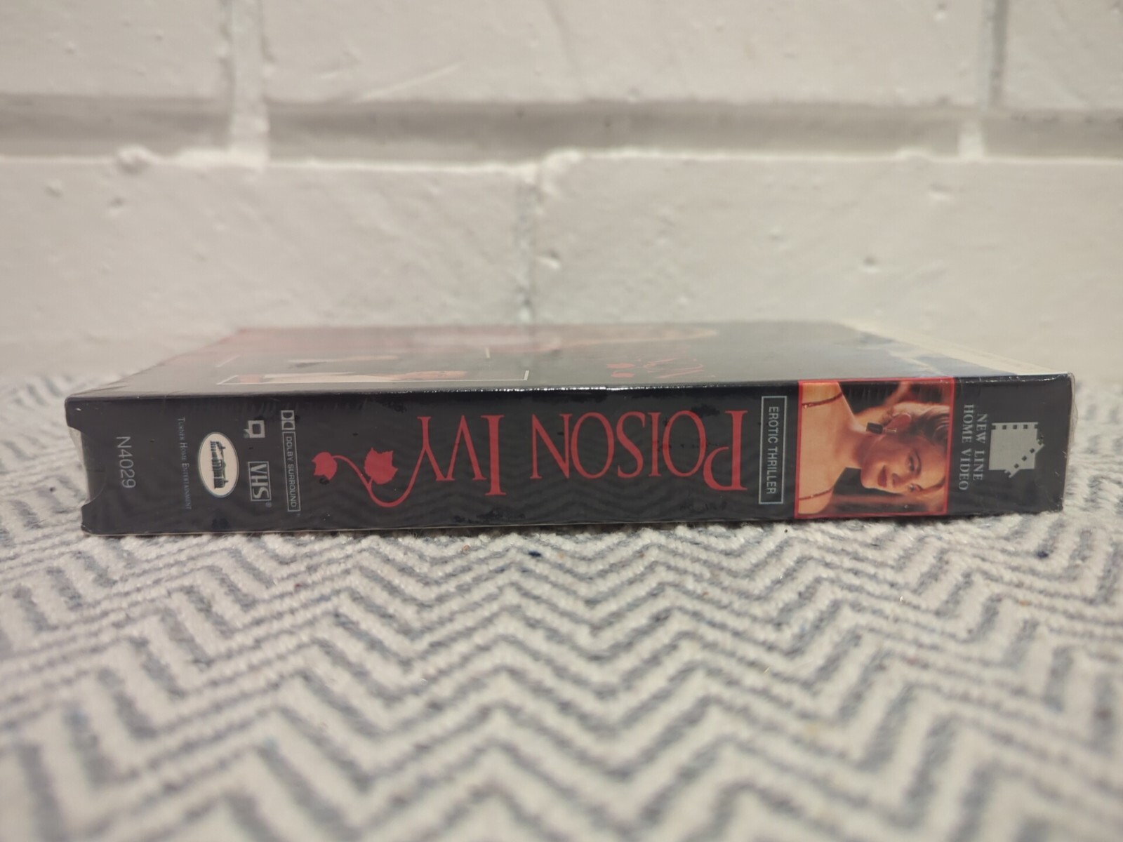 Vintage Brand New Poison Ivy (VHS) Drew Barrymore, Tom Skerritt - 1992 ...