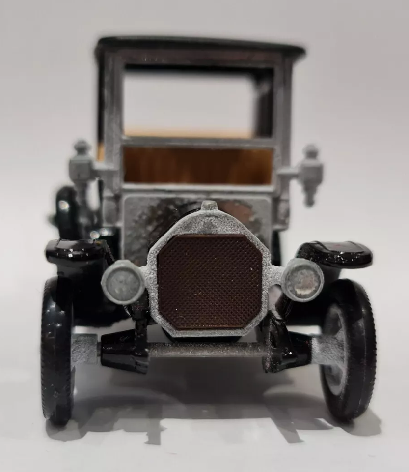 Match box Model Vintage Cars Unique Display Case Old Toy Retro Classic ...