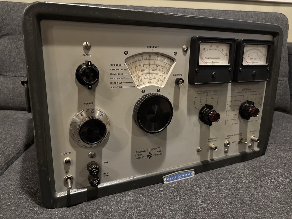 Vintage Hewlett Packard 606A Signal Generator, Excellent Shape | eBay