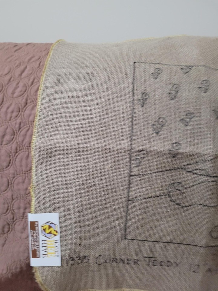 Corner Teddy Bear Rug Hooking Pattern on Linen By Kay Forbush 12" x 12 ...