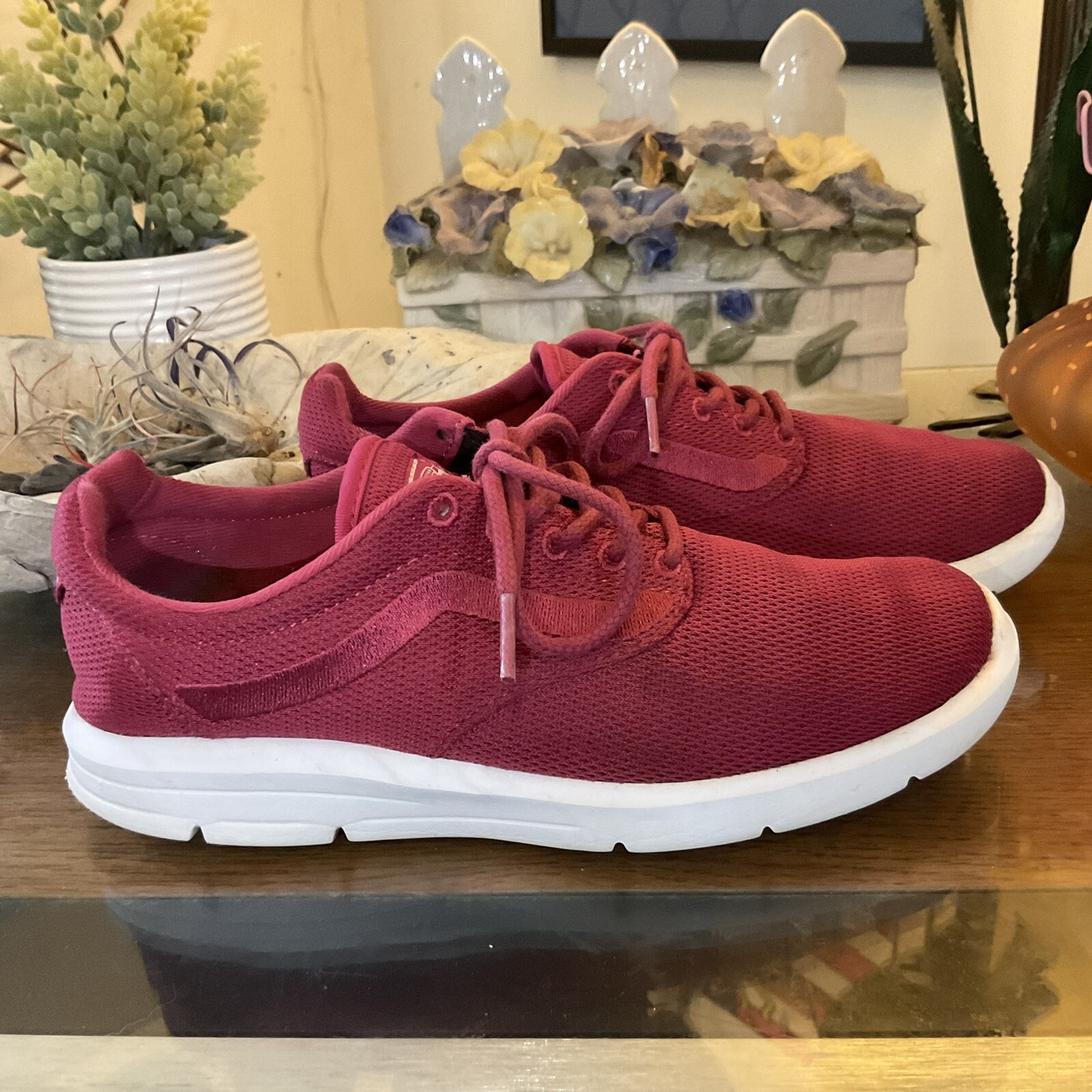 VANS WOMENS ISO MESH 1.5 ULTRACUSH LITE SNEAKERS 7 - Gem