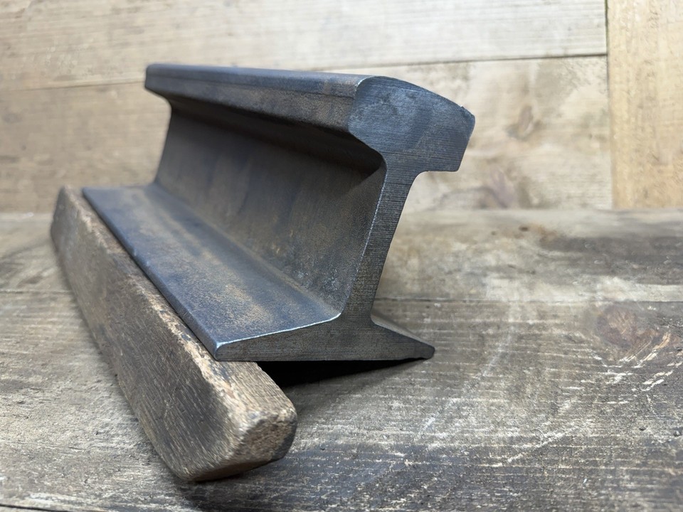 10 1/8 " Steel Railroad Rail Train track Anvil Collectible Blacksmith ...