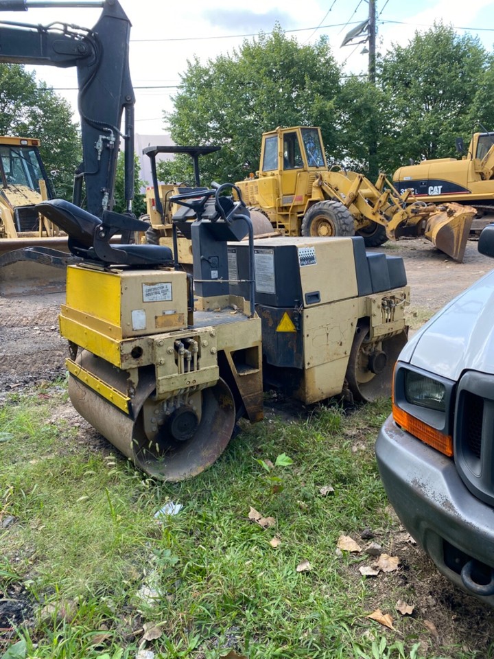 Dynapac Asphalt Roller vibratory 5.5 ton diesel engine good condition ...